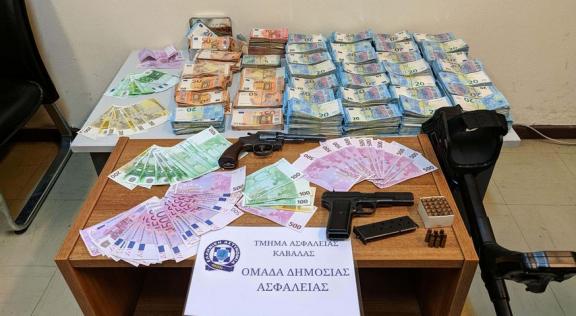 ΠΩΣ ΞΕΣΚΕΠΑΣΕ Η ΑΣΤΥΝΟΜΙΑ ΤΗ ΣΚΗΝΟΘΕΤΗΜΕΝΗ ΛΗΣΤΕΙΑ ΚΑΙ ΑΠΑΓΩΓΗ ΣΤΗΝ ...