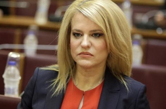 ΘΕΟΔΩΡΑ ΤΖΑΚΡΗ: «ΔΗΜΙΟΥΡΓΙΚΗ ΑΣΑΦΕΙΑ ΓΙΑ ΔΕΚΑΔΕΣ ΕΡΓΑΣΙΑΚΕΣ ΡΥΘΜΙΣΕΙΣ ...