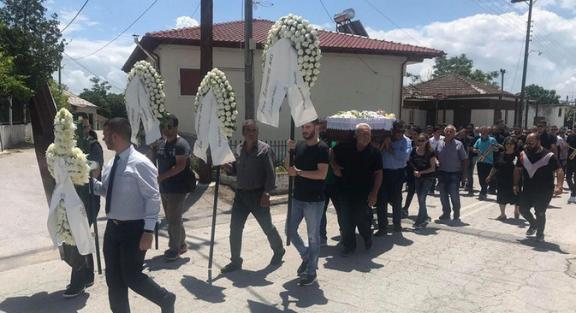 ΜΕ ΠΟΝΤΙΑΚΗ ΛΙΡΑ ΑΠΟΧΑΙΡΕΤΗΣΑΝ ΤΟΝ ΤΡΑΓΟΥΔΙΣΤΗ ΓΙΩΤΗ ΓΑΒΡΙΗΛΙΔΗ (ΒΙΝΤΕΟ ...