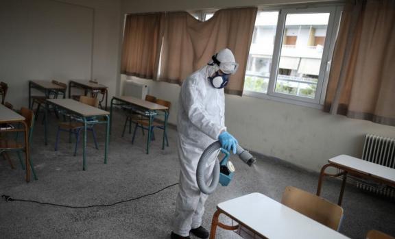 ΣΕ ΚΑΡΑΝΤΙΝΑ 80 ΕΚΠΑΙΔΕΥΤΙΚΟΙ ΣΤΗΝ ΞΑΝΘΗ - ΈΚΛΕΙΣΑΝ 5 ΔΗΜΟΤΙΚΑ ΣΧΟΛΕΙΑ ...