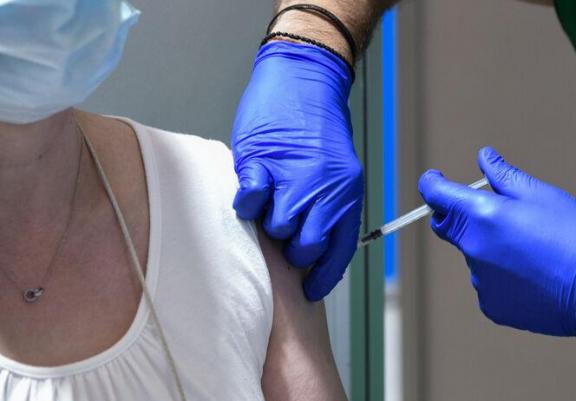 ΥΠΟΧΡΕΩΤΙΚΟΣ ΕΜΒΟΛΙΑΣΜΟΣ: ΑΠΟΧΗ ΑΝΕΥ ΑΠΟΔΟΧΩΝ ΚΑΙ ΠΡΟΣΤΙΜΟ ΕΩΣ ΚΑΙ 200. ...