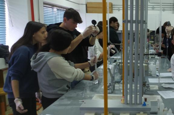 ΤΟ 2ο ΓΕΛ ΕΔΕΣΣΑΣ ΣΤΗΝ ΟΛΥΜΠΙΑΔΑ ΠΕΙΡΑΜΑΤΩΝ ΦΥΣΙΚΩΝ ΕΠΙΣΤΗΜΩΝ! | TASTV ...
