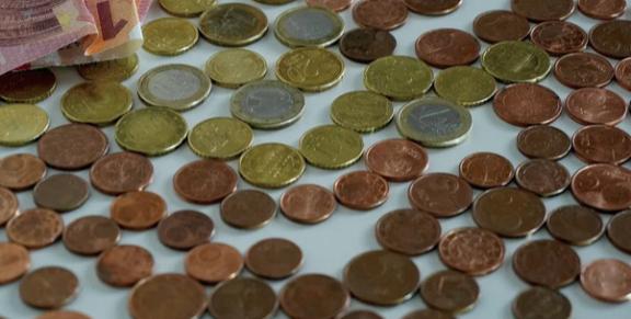 ΠΟΣΗ ΕΙΝΑΙ Η ΠΡΑΓΜΑΤΙΚΗ ΑΥΞΗΣΗ ΤΟΥ ΚΑΤΩΤΑΤΟΥ ΜΙΣΘΟΥ ΜΕ ΤΙΣ ΚΡΑΤΗΣΕΙΣ ...