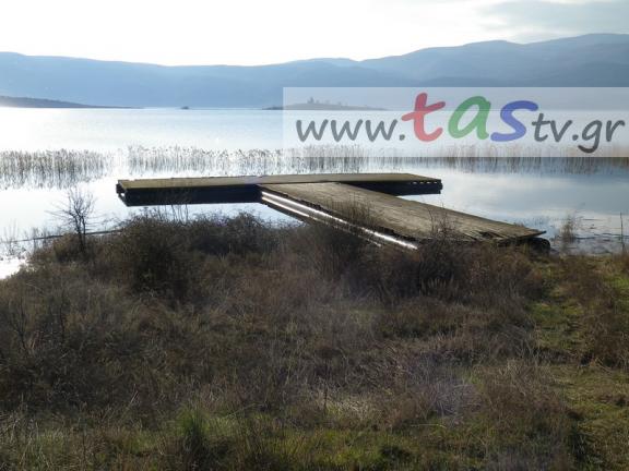 Η ΠΛΩΤΗ ΕΞΕΔΡΑ ΚΑΝΕΙ ΚΡΟΥΑΖΙΕΡΑ ΣΤΗΝ ΛΙΜΝΗ ΒΕΓΟΡΙΤΙΔΑ (VIDEO & PHOTOS ...