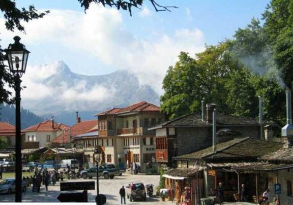 ΑΠΙΣΤΕΥΤΕΣ ΕΙΚΟΝΕΣ: ΣΤΑ.. ΛΕΥΚΑ ΤΟ ΜΕΤΣΟΒΟ ΣΤΑ ΜΕΣΑ ΙΟΥΛΙΟΥ (ΦΩΤΟ ...