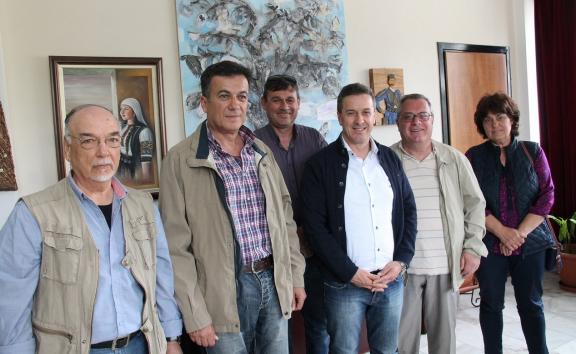 ΣΥΝΑΝΤΗΣΗ ΔΗΜΑΡΧΟΥ ΑΛΜΩΠΙΑΣ ΜΕ ΕΚΠΡΟΣΩΠΟΥΣ ΤΟΥ ΣΥΛΛΟΓΟΥ ΑΠΟΓΟΝΩΝ ...